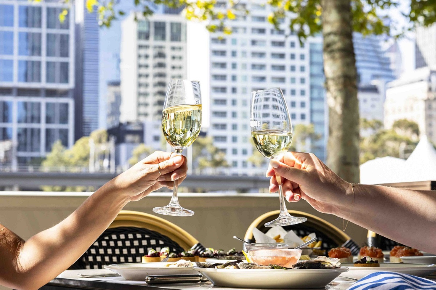 Alfresco Dining in Melbourne: Outdoor Seating - Crown Melbourne